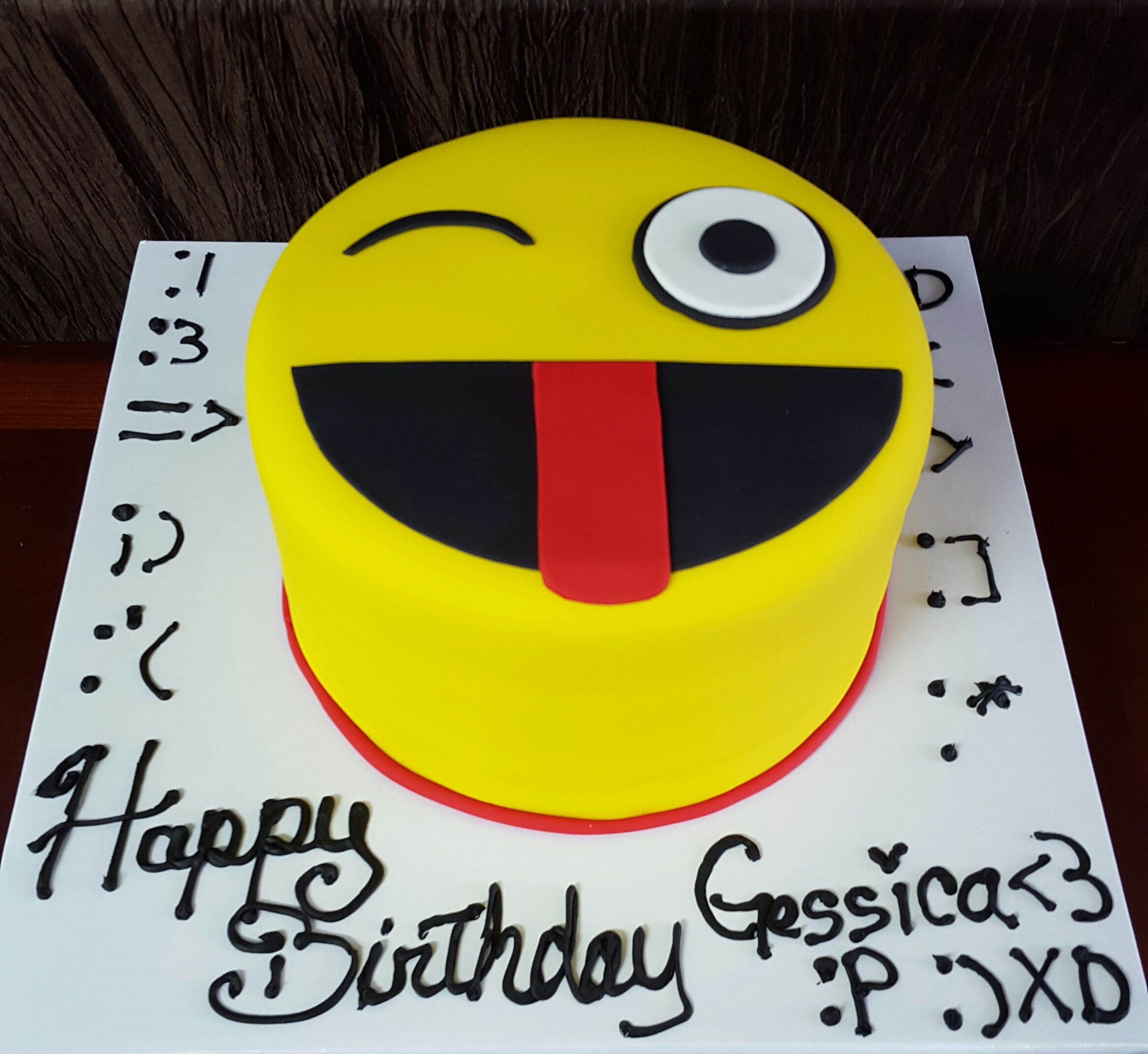 cake emoticon